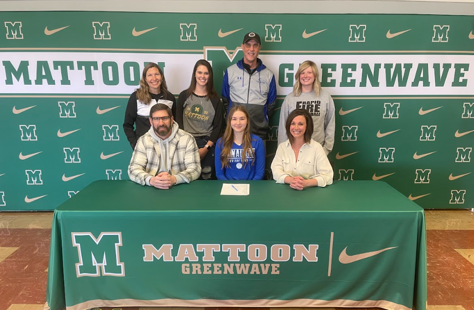Nevaeh Laster Signs with John A. Logan College | Mattoon High School