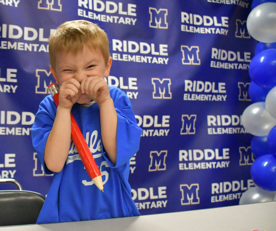 Kindergarten Signing Days | Riddle Elementary School